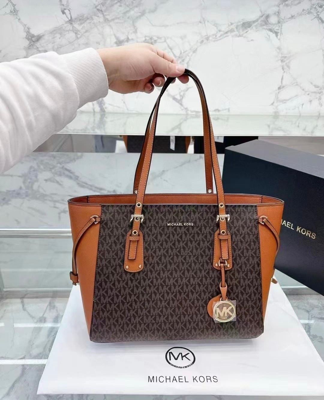 First Copy Bag MK Tote Voyager CM - First Copy Mart